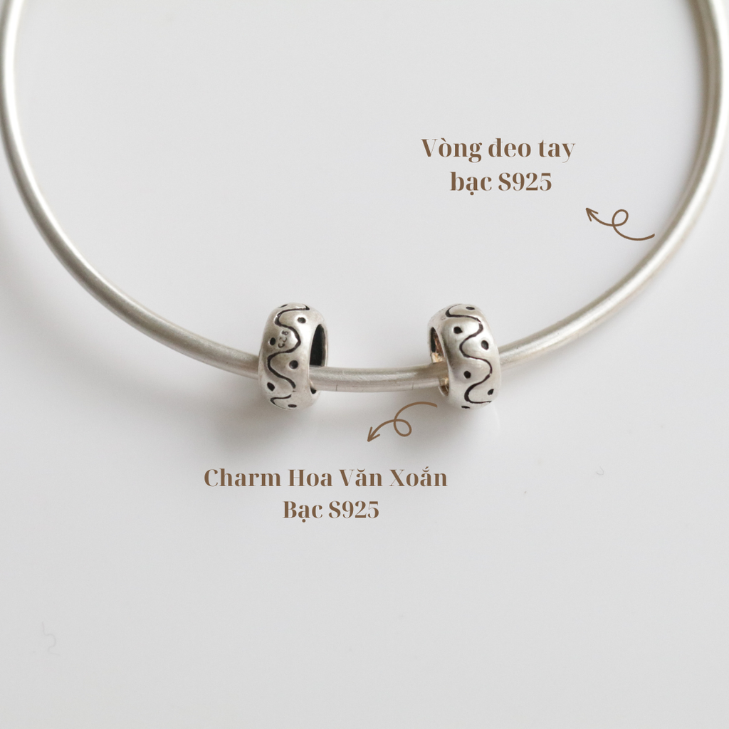 Charm Hoa Văn Xoắn