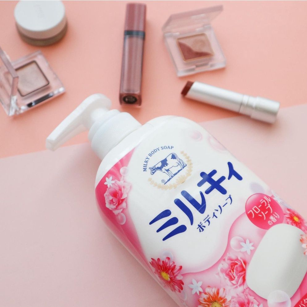 Sữa tắm hương hoa hồng MILK BODY SOAP COW (550ml) – ROKUHACHI MART