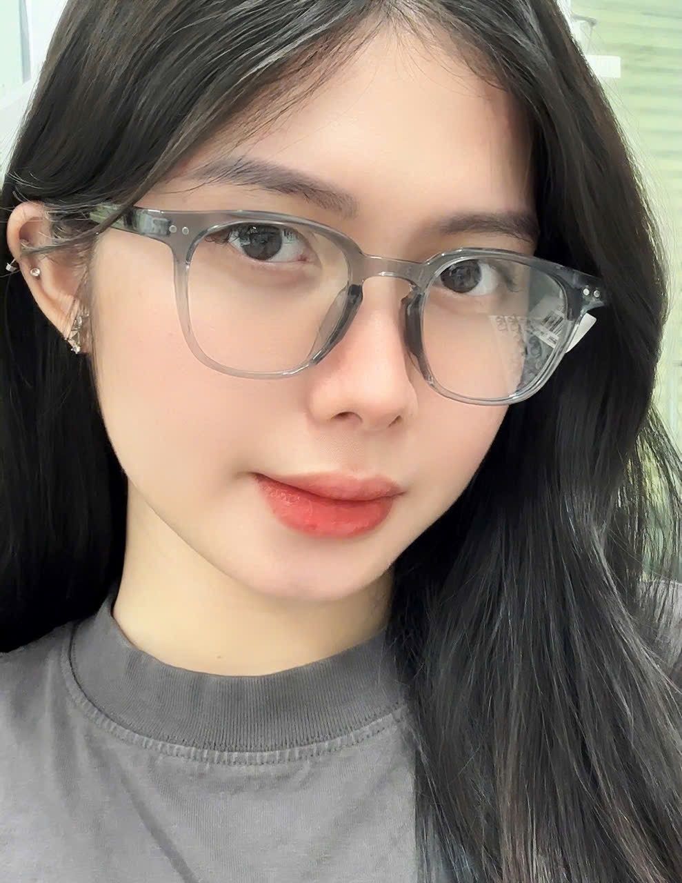Gọng kính A2113 dáng vuông nhựa TR90 dẻo hàn quốc – Kính mắt Zay