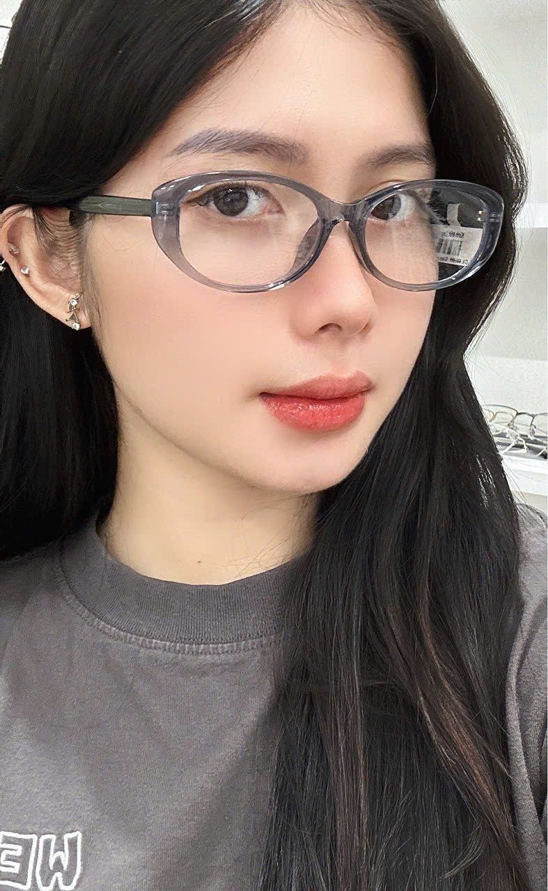 Gọng kính Zay Eyewear LY83001 dáng oval nhựa TR90 cao cấp – Kính mắt Zay
