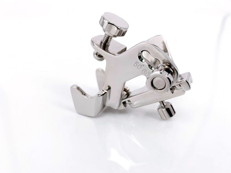 Giá đỡ kim sinh thiết sử dụng cho đầu dò Siemens LA435 – adbthietbikhoahoc