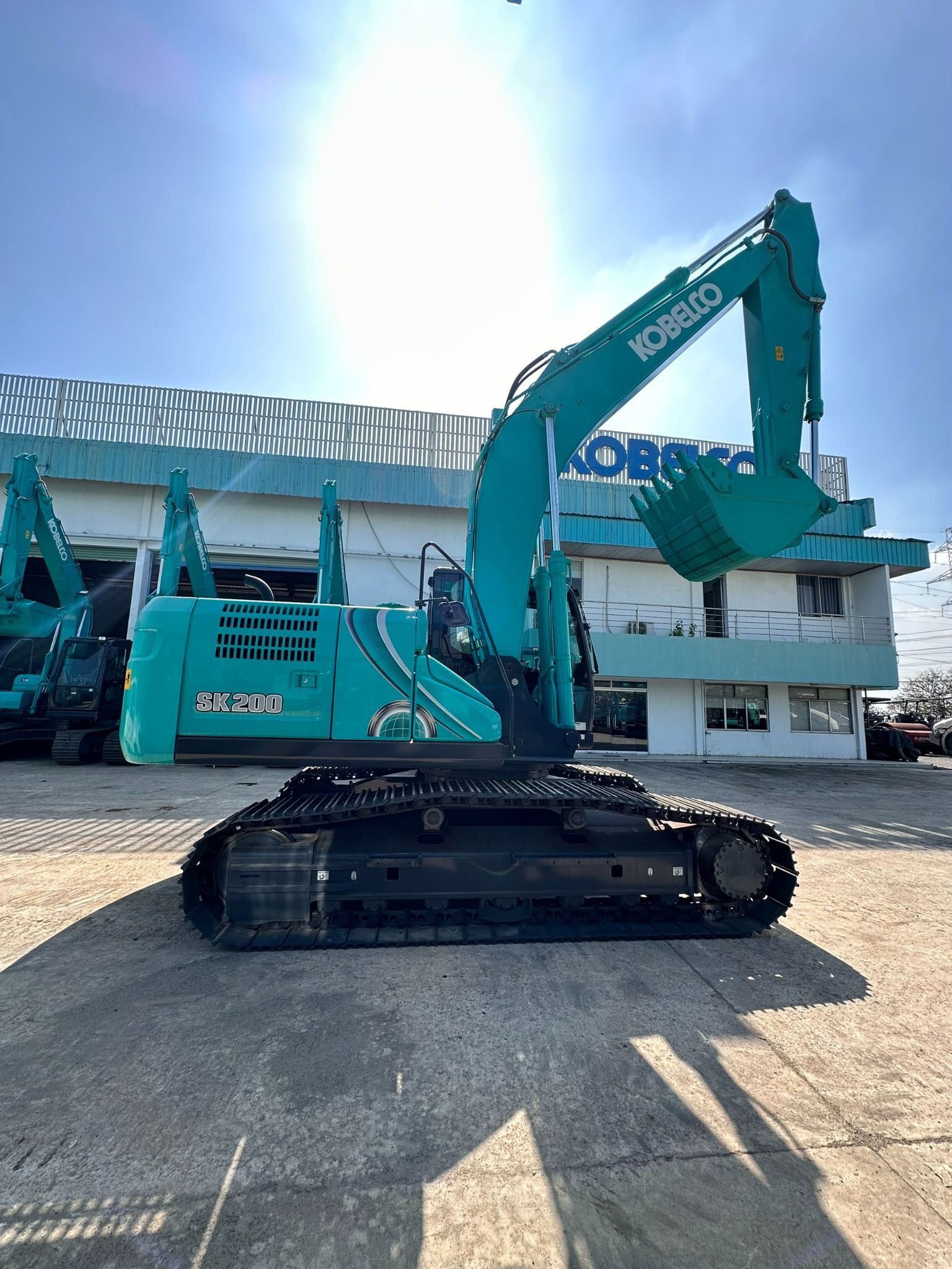 MÁY ĐÀO SK200-10, CHÍNH HÃNG, MỚI 100%, GIÁ TỐT, BẢO HÀNH TẠI VIỆT NAM ...