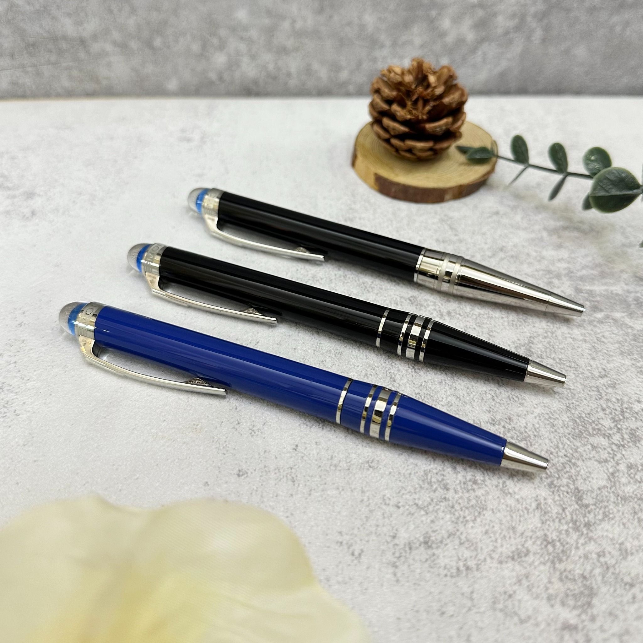Bút bi Montblanc StarWalker Precious Resin Ballpoint Pen - Blue ...