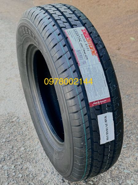 Lốp xe Deestone 195R15C R101 8PR (Thái Lan)