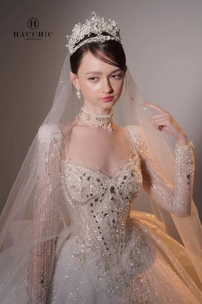 COUTURE BRIDE LOOK 10