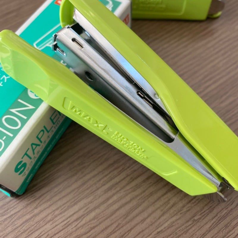 Dập ghim Max – Văn phòng phẩm Hưng Nghĩa