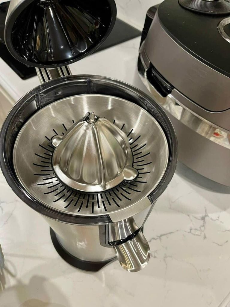 Máy vắt cam Caso CP330 Pro nón thép hàng Đức chính hãng giá tốt