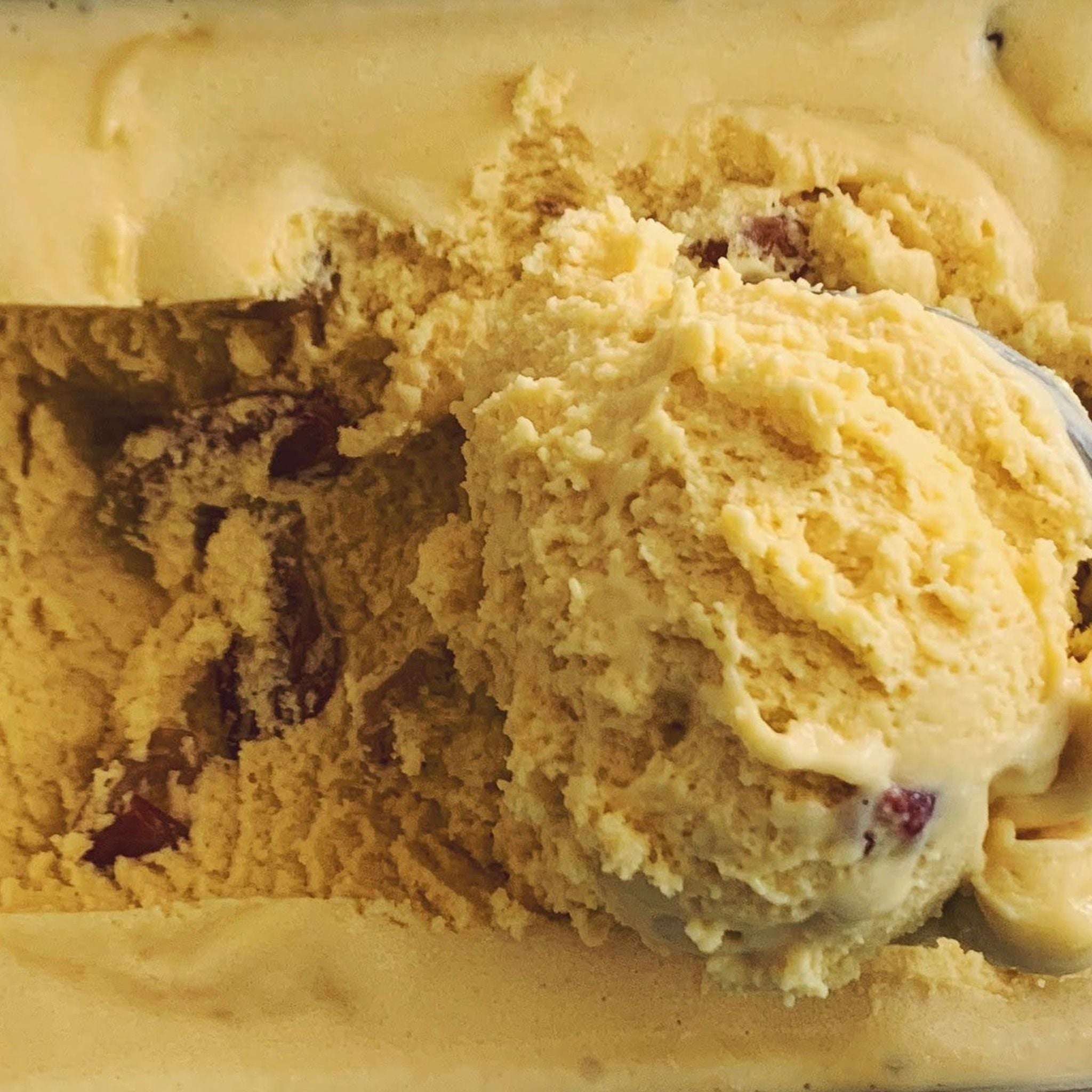 Kem hộp Monte Rosa 1500gr – CÔNG TY CP THƯƠNG MẠI PHAN NAM MON TE RO SA