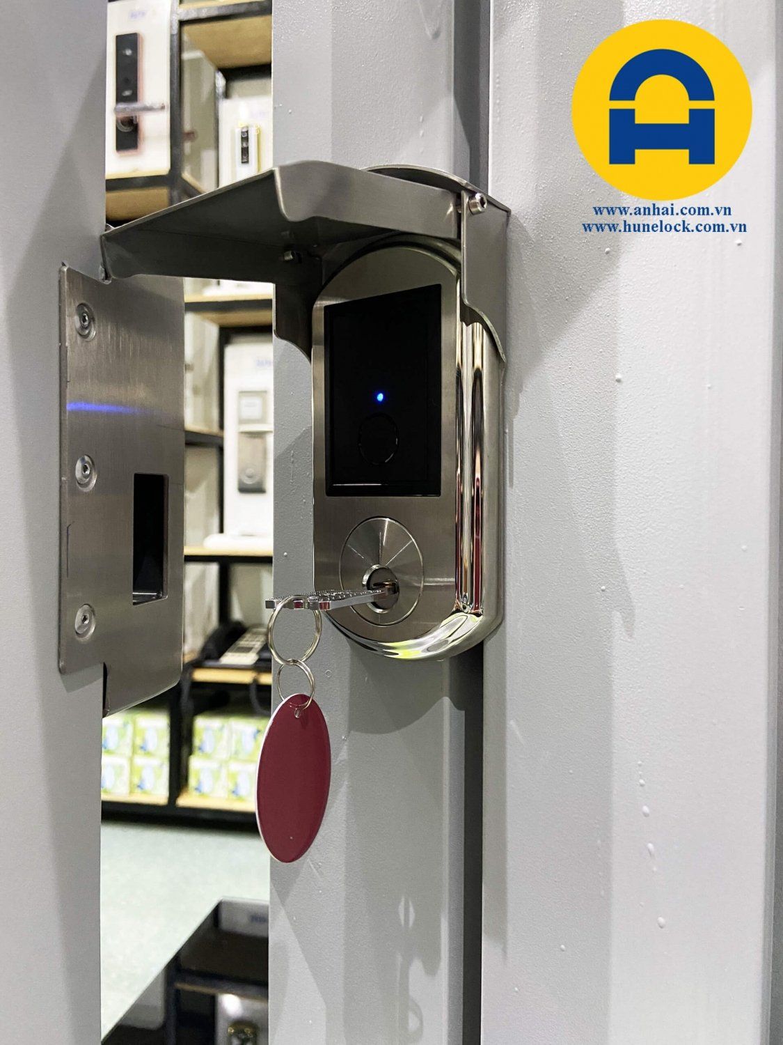 An Hải Cung Cấp Khóa Ngay Từ Cổng