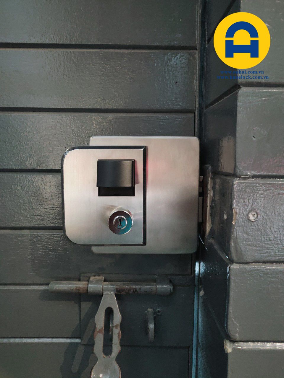 An Hải Cung Cấp Khóa Ngay Từ Cổng