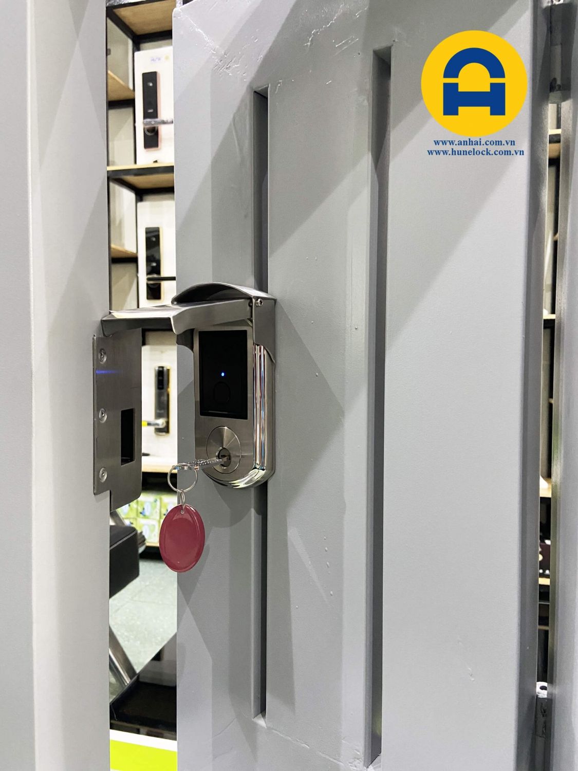 An Hải Cung Cấp Khóa Ngay Từ Cổng