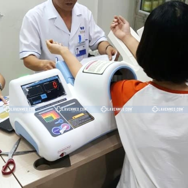 Máy đo huyết áp chuyên dụng AMPall BP868F