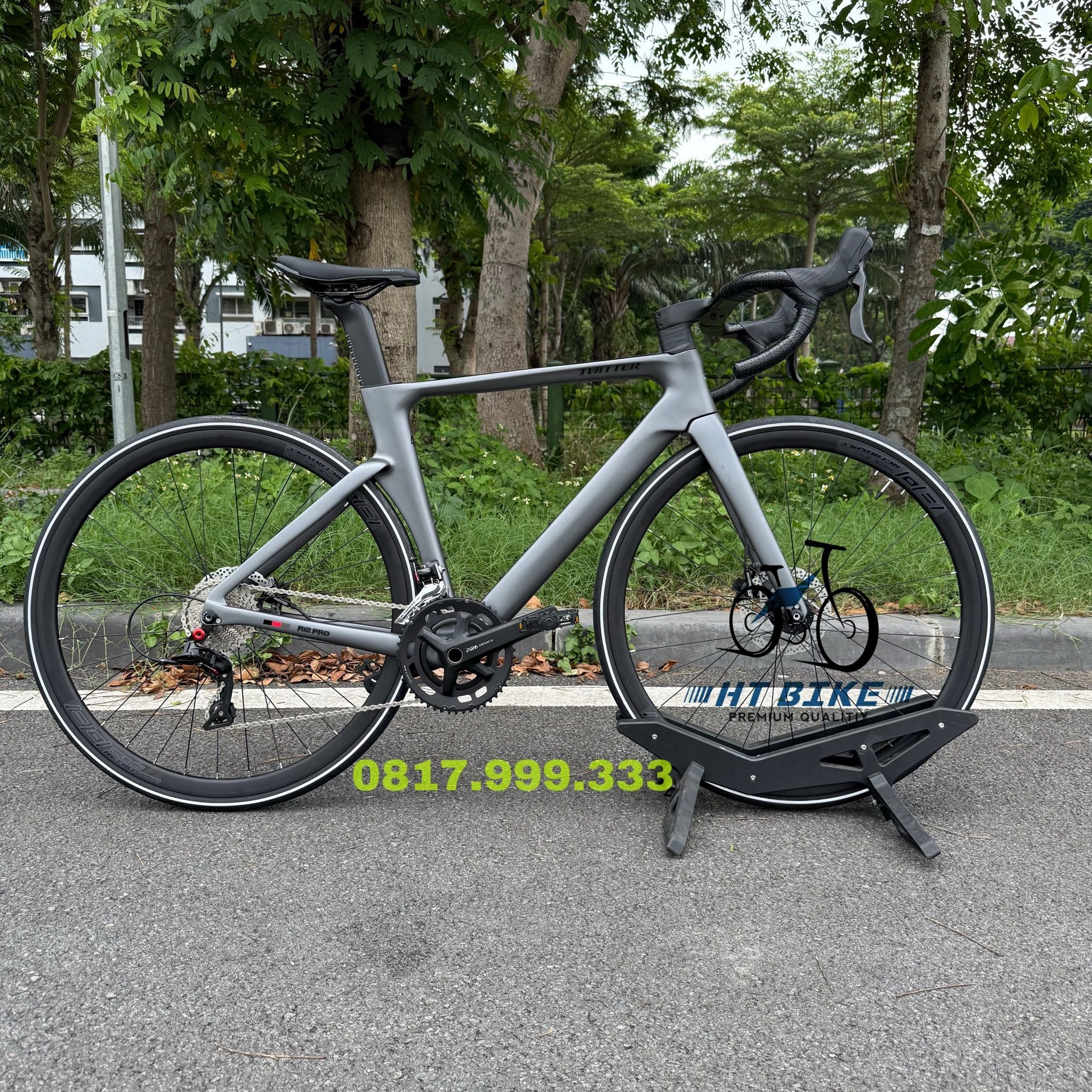 Xe đạp đua Road Twitter R12 Pro 24SP phanh dầu mới nhất – HT BIKE
