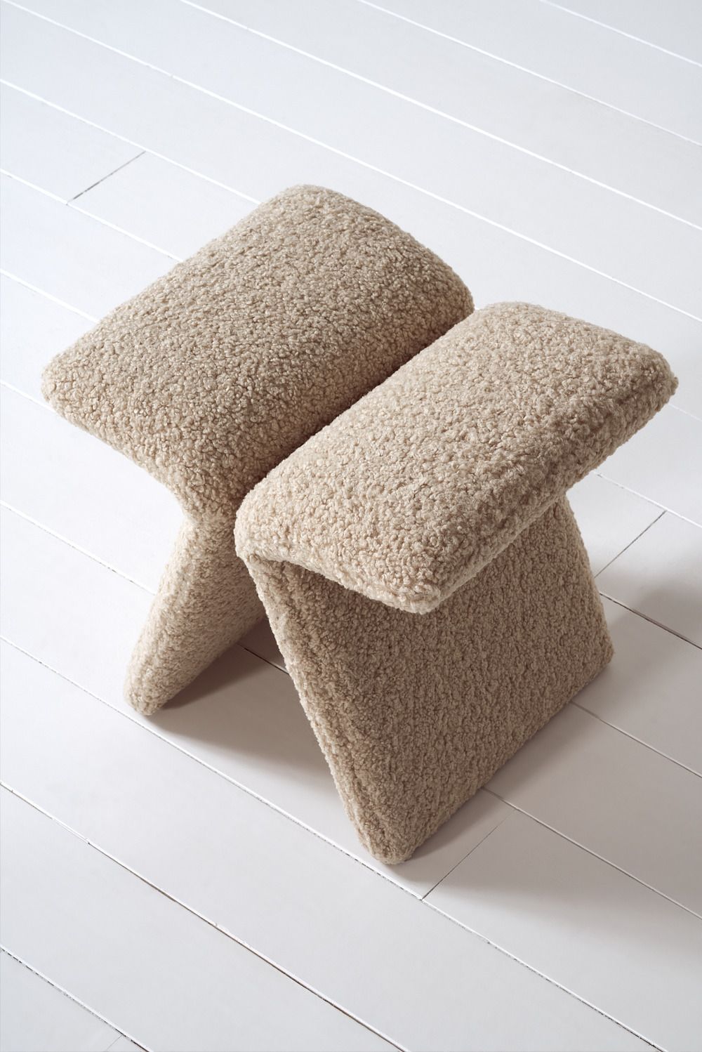 Butterfly Stool (Upholstered)– artestudio