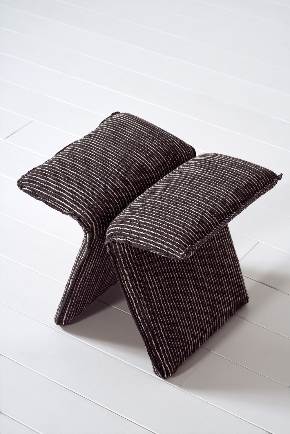 Butterfly Stool (Upholstered)– artestudio