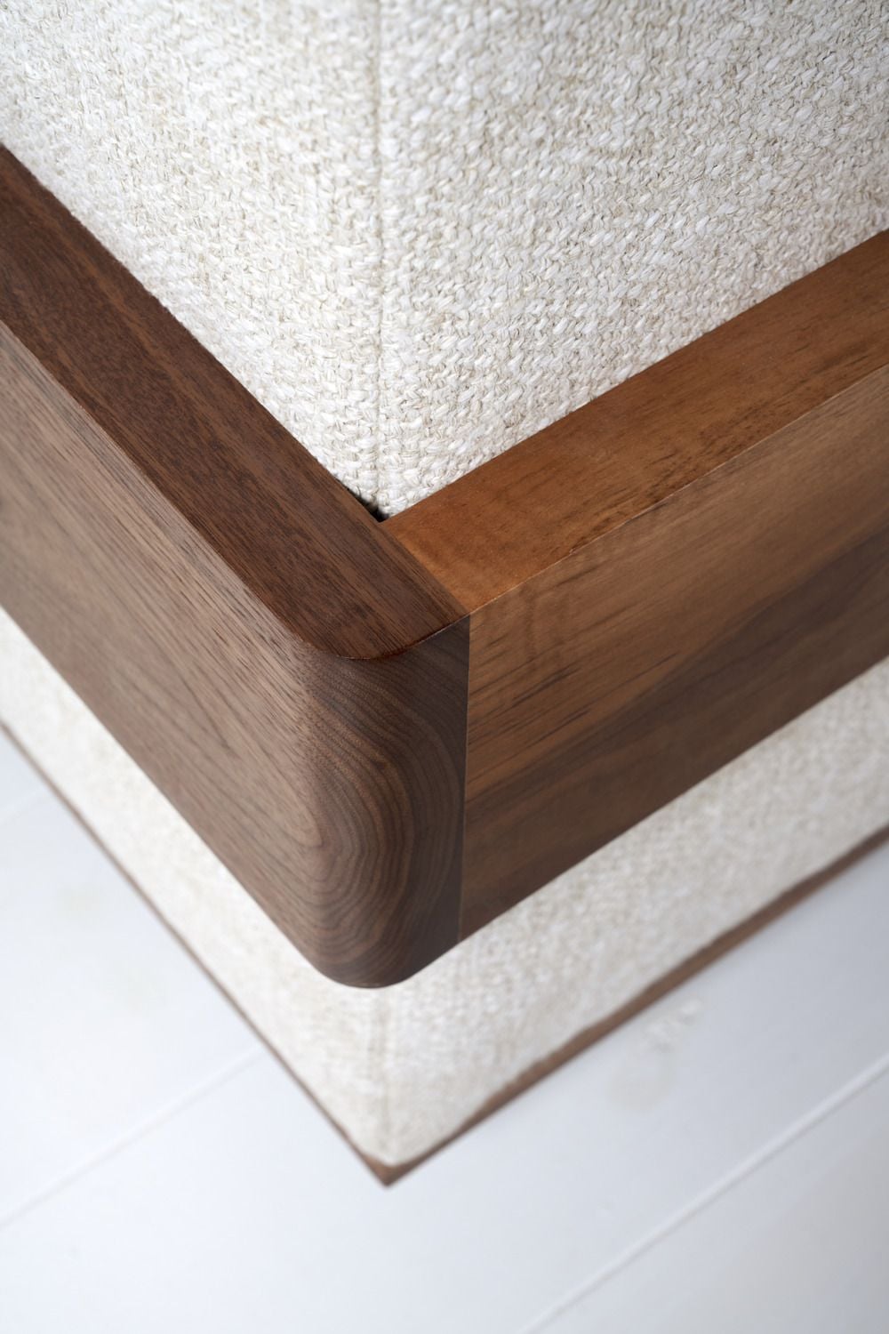 Rowan sofa– artestudio