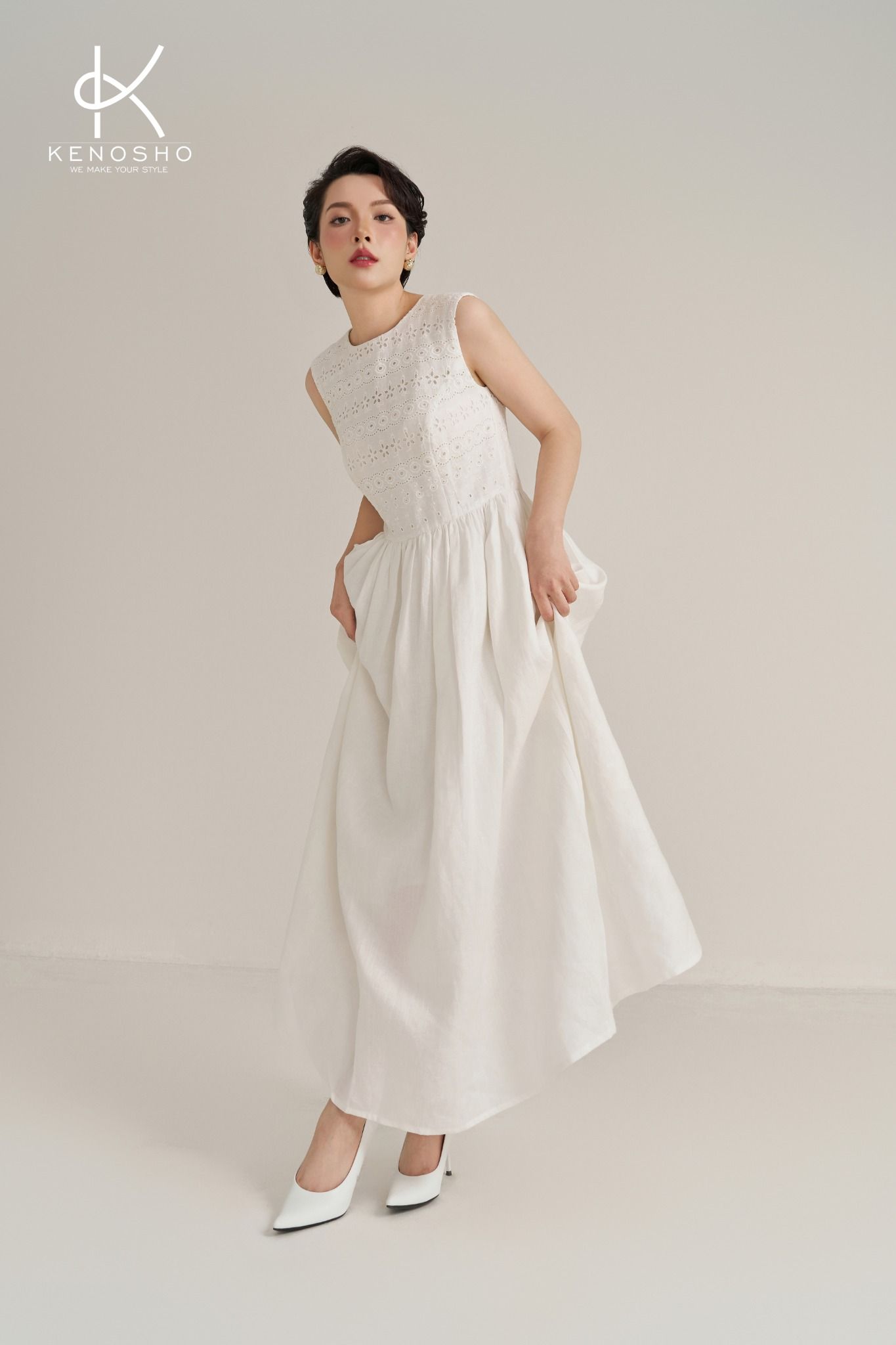 K478 - Váy Linen Sát Nách Suông Trắng, Thêu Ren Ở Ngực | KENOSHO – Kenosho