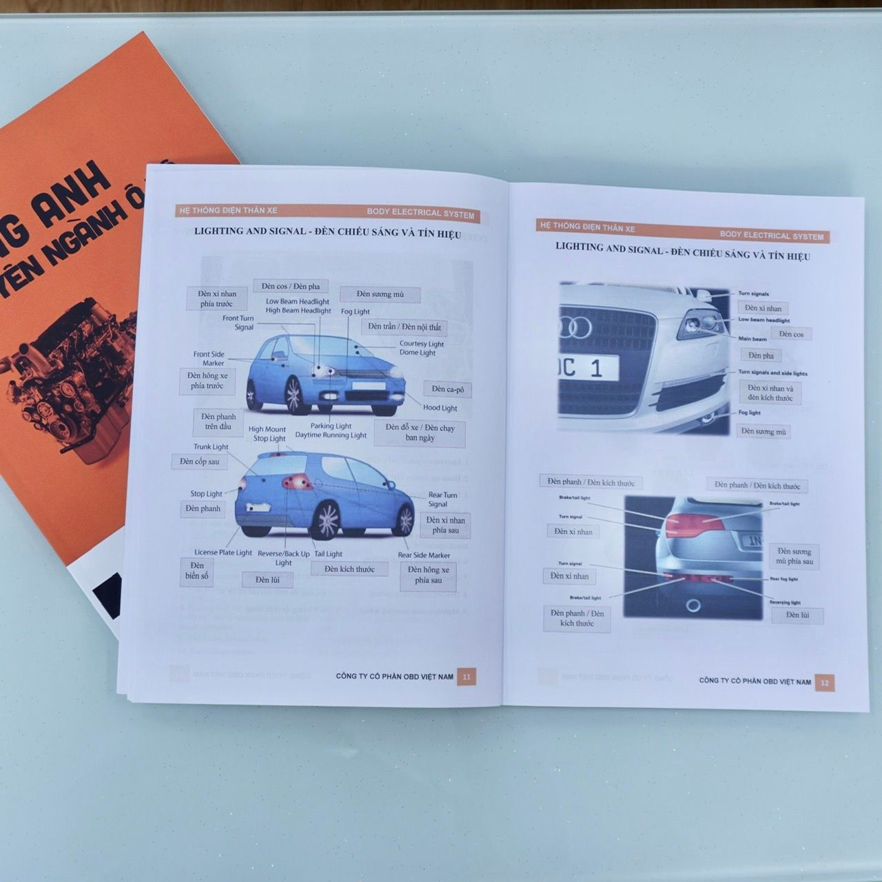 Bộ sách tiếng anh chuyên ngành ô tô – Thiết bị Gara - Phụ gia ô tô