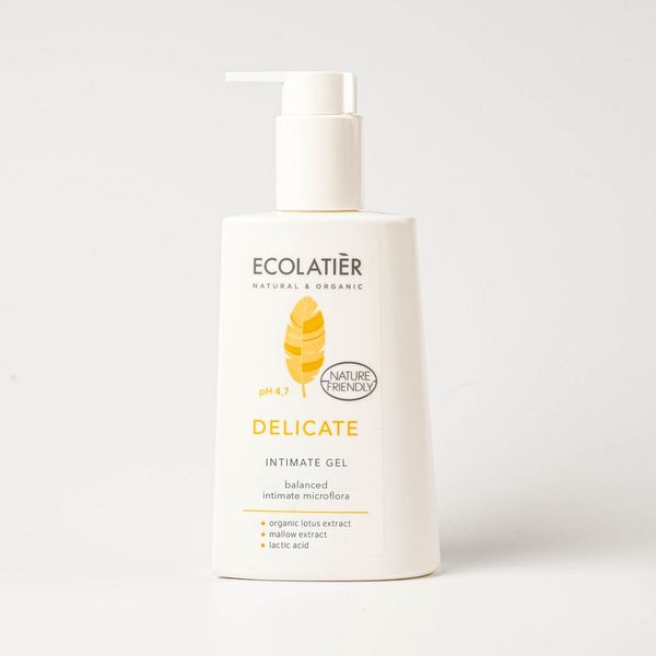 Dung dịch vệ sinh ECOLATIER Delicate dùng cho thời kỳ nhạy cảm 250ml - - BioTopcare