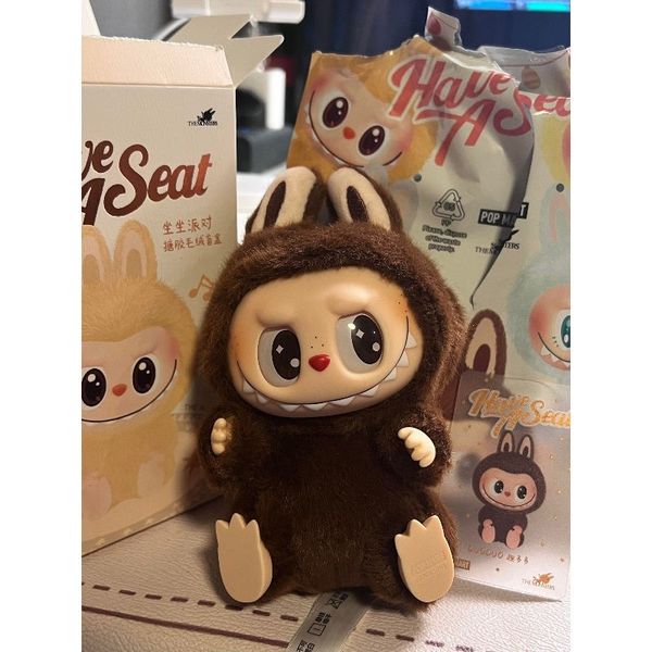 Pop Mart Labubu Chính Hãng 2024 Giá Rẻ - Có Sẵn Tại Alfie - Miễn Ship ...