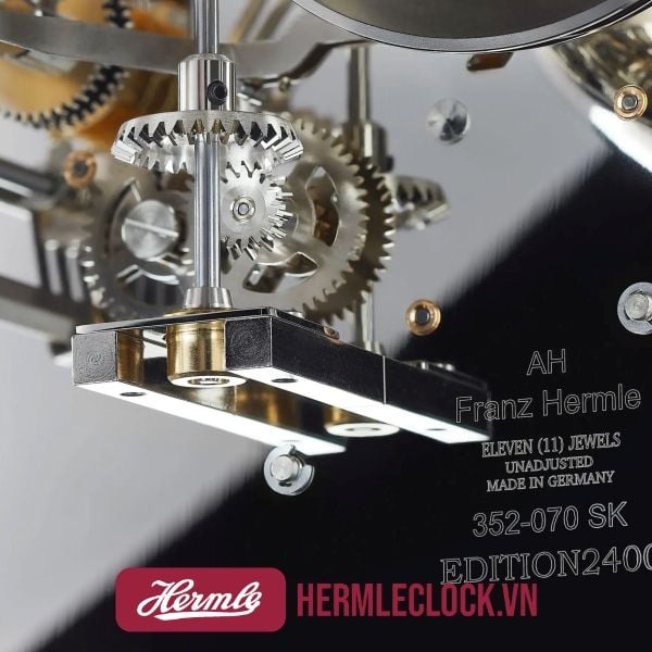 Hermle 22823-V30352 – Hermle Clock