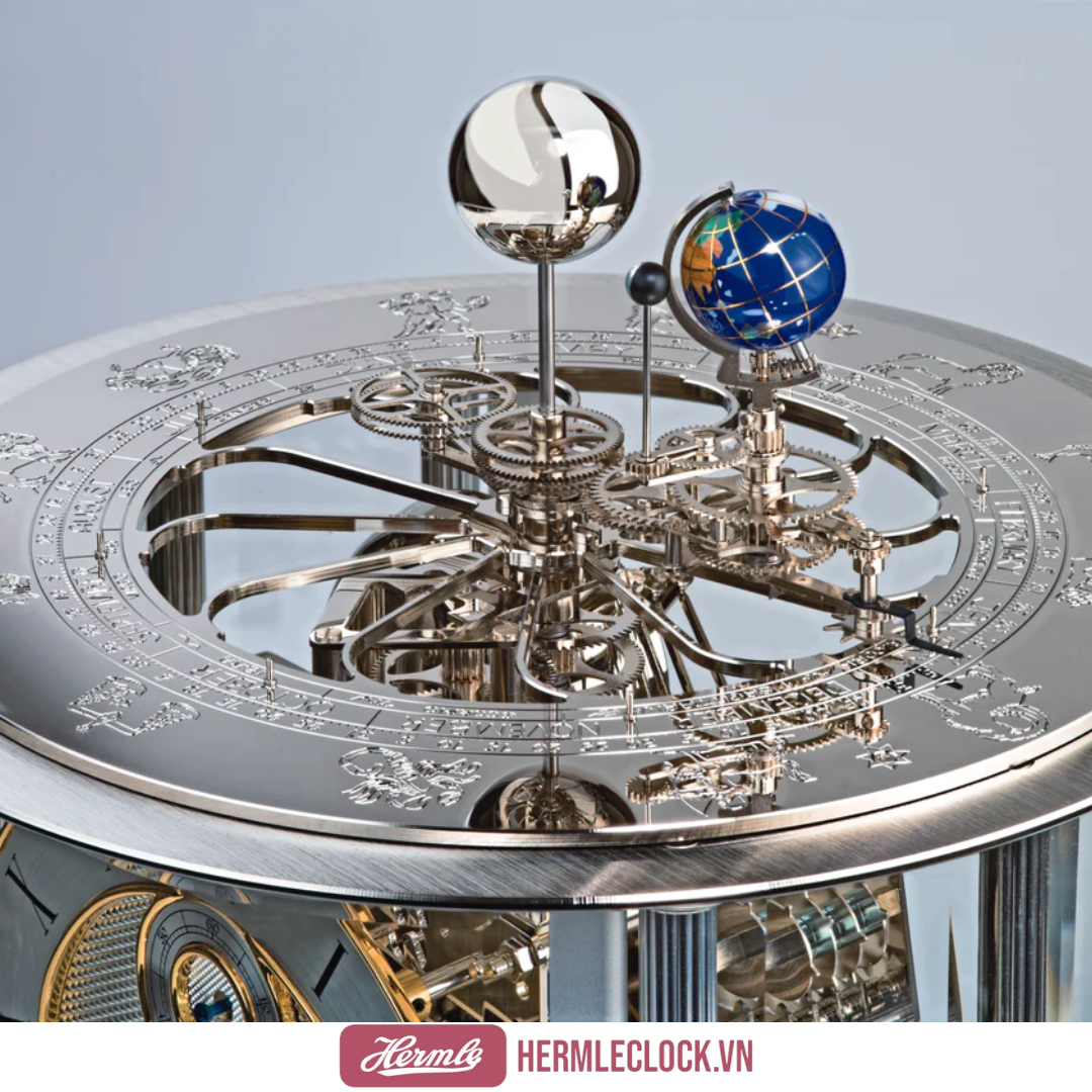 22823-V30352 – Hermle Clock