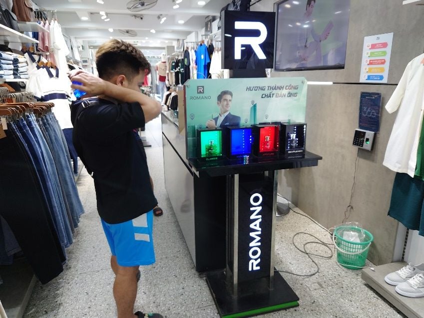 Romano - Fashion store – OMNID