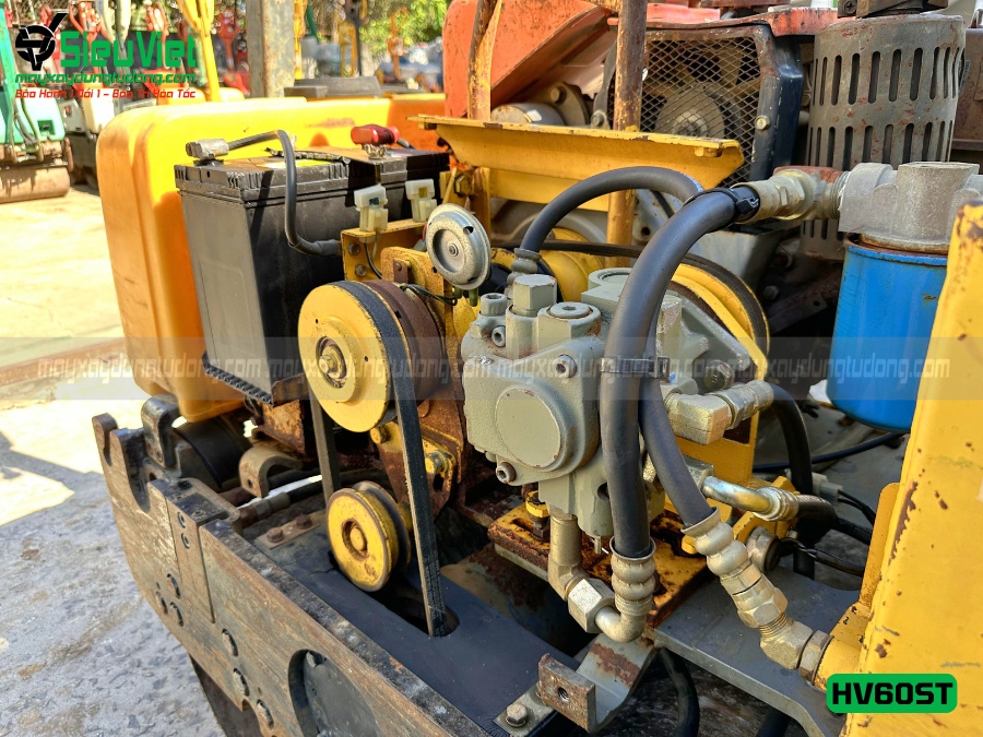 Lu dắt tay 640Kg Sakai HV60ST Nhật Bản - Máy Xây Dựng Siêu Việt