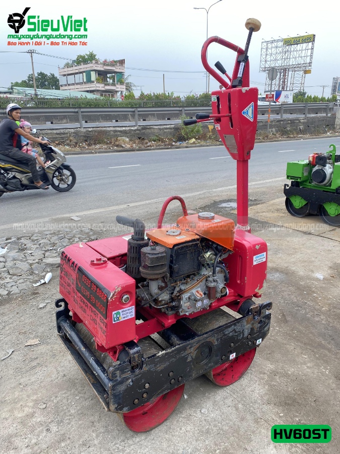 Lu dắt tay 650Kg Sakai HV60ST Nhật Bản - Máy Xây Dựng Siêu Việt