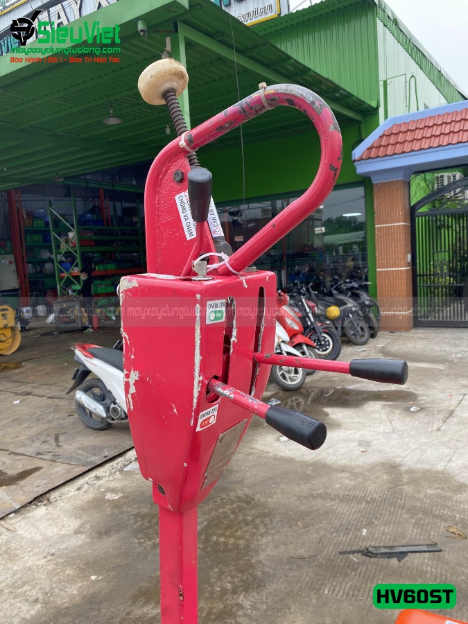 Lu dắt tay 650Kg Sakai HV60ST Nhật Bản - Máy Xây Dựng Siêu Việt