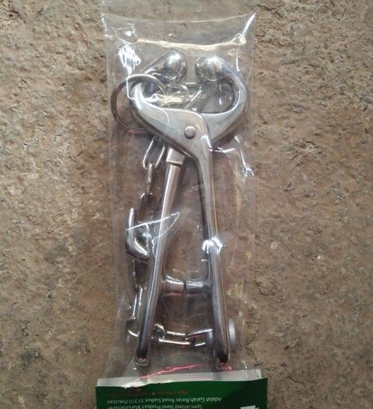 Kìm kẹp mũi Bò – Thiết bị thú y - TRẦN GIA AGRI