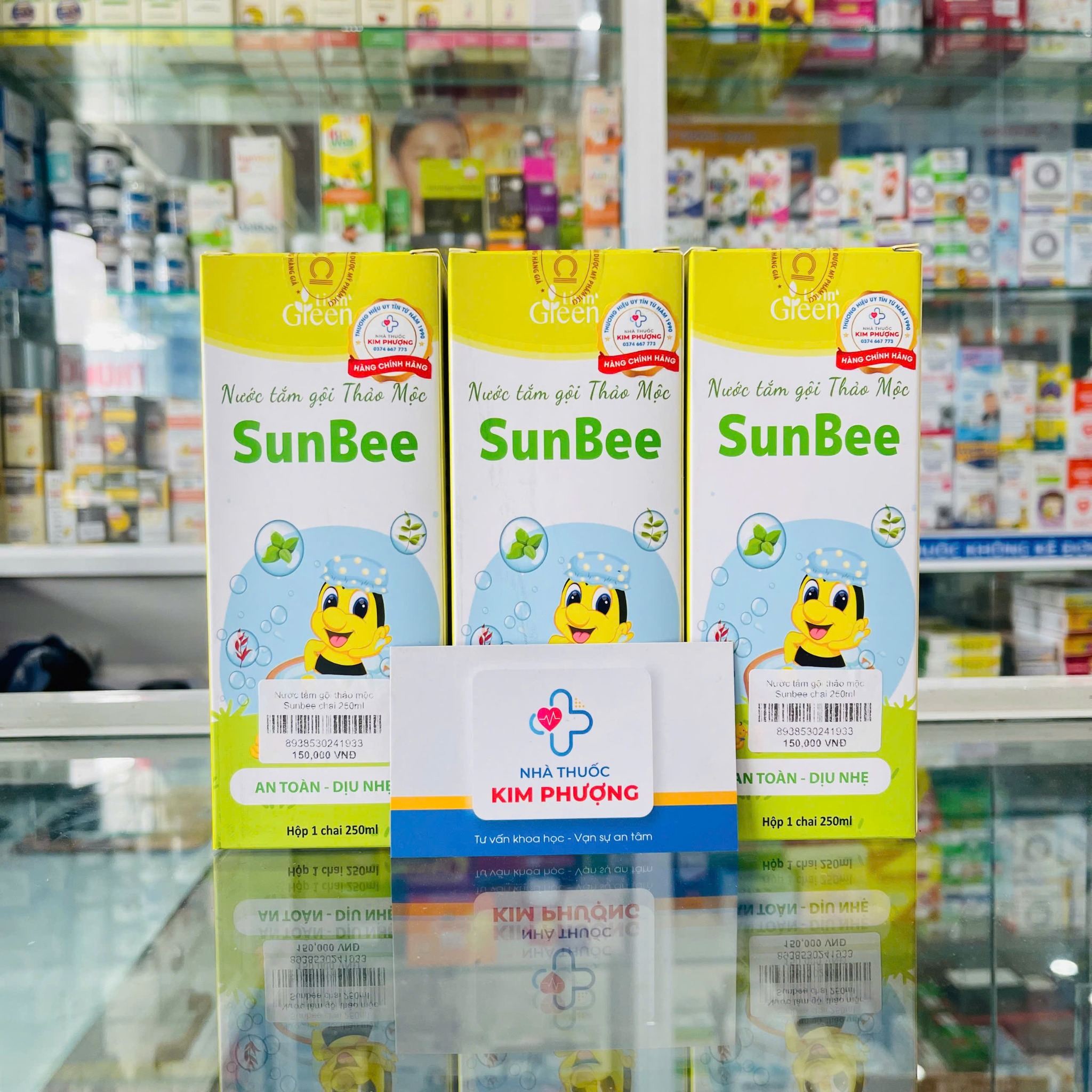 Nước tắm gội thảo mộc Sunbee chai 250ml