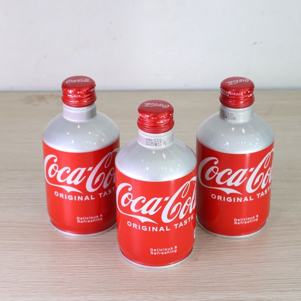 Coca Nhật Nắp Vặn – Thức Uống Giải Khát, Hương Vị Đặc Trưng, Tiện Lợi