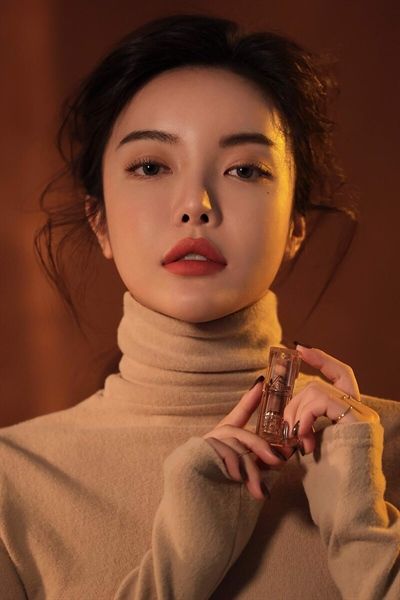 Son Thỏi 3CE Vỏ Trong Suốt Unstained Red - Đỏ Phấn 3.5g - MÔI SON MÁ HỒNG