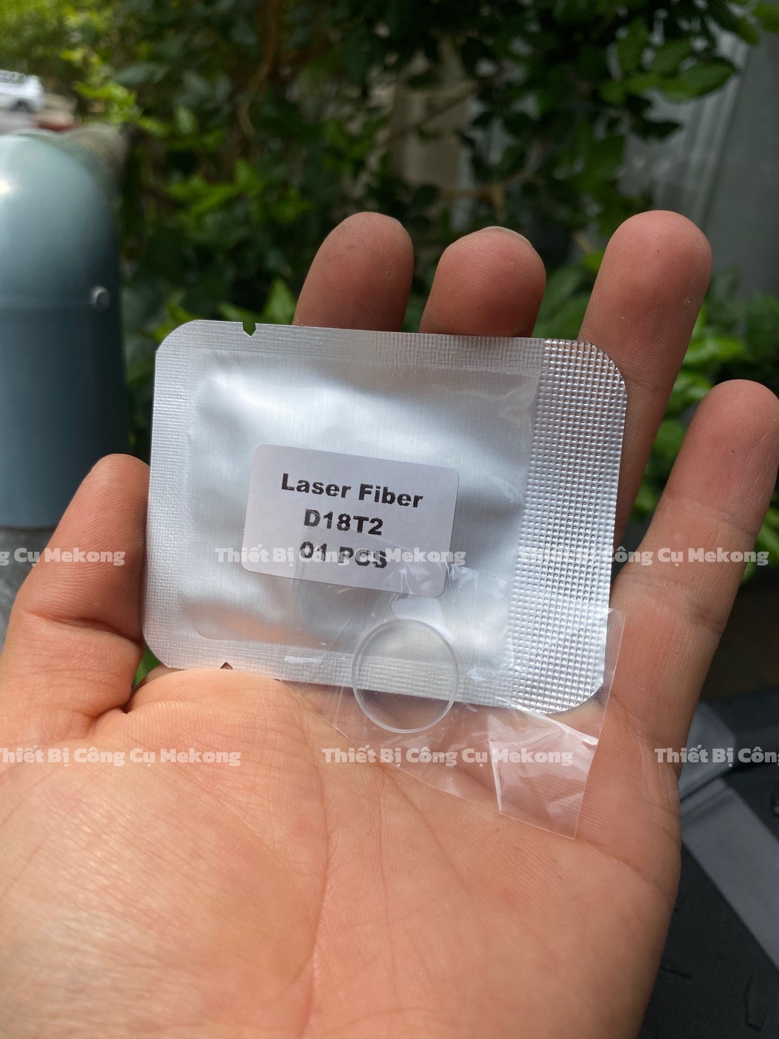 Lăng kính bảo vệ D18T2 (18*2) cho súng hàn SUP20S máy hàn laser fiber ...