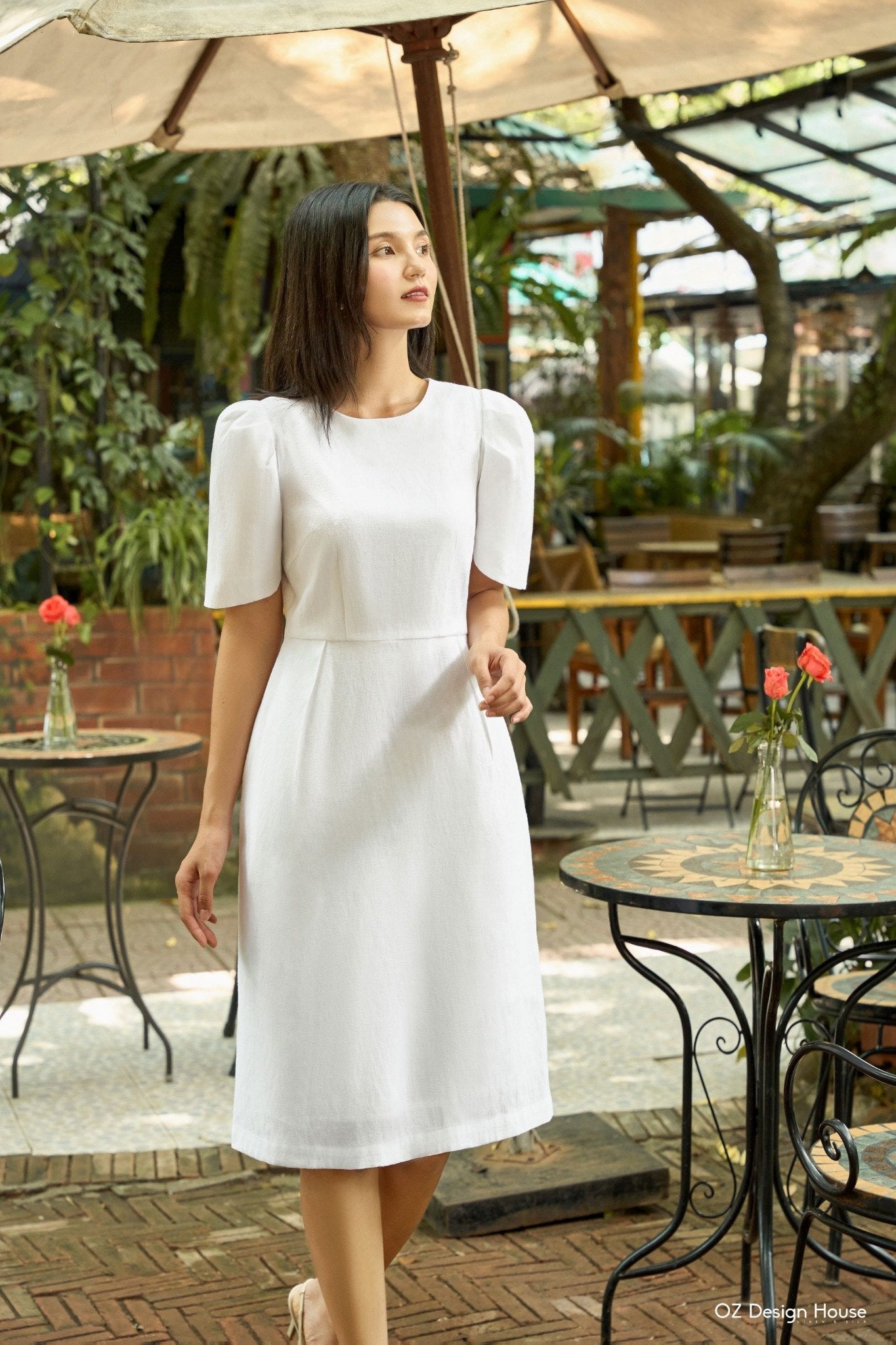 Đầm cổ tròn,tay xếp ly,thô Hàn trắng hai lớp.