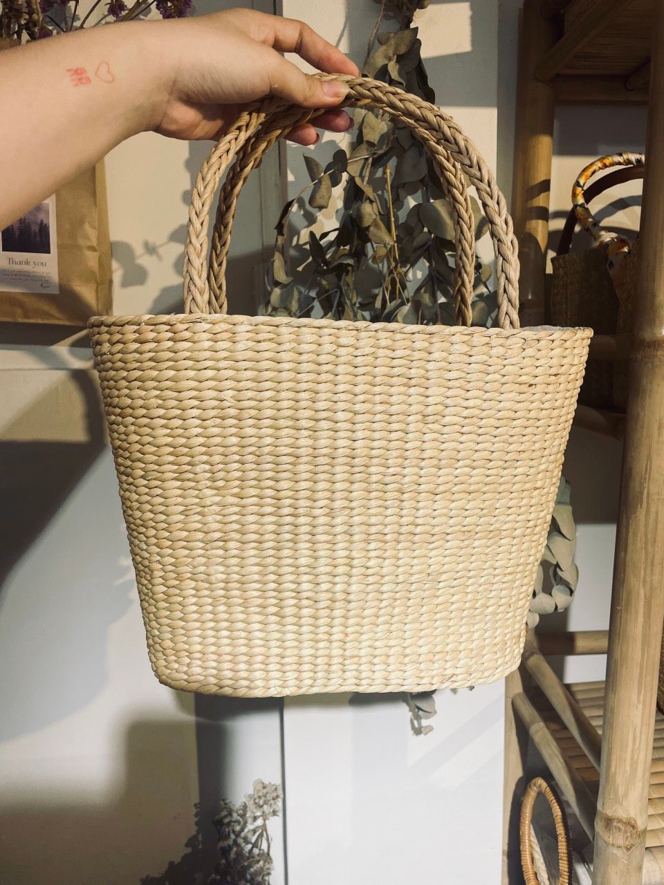 Túi bucket lục bình đính tên – thủ công chắc chắn, cá nhân hóa tinh tế ...